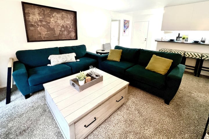 Anaheim Apartment By Disneyland - Anaheim, CA