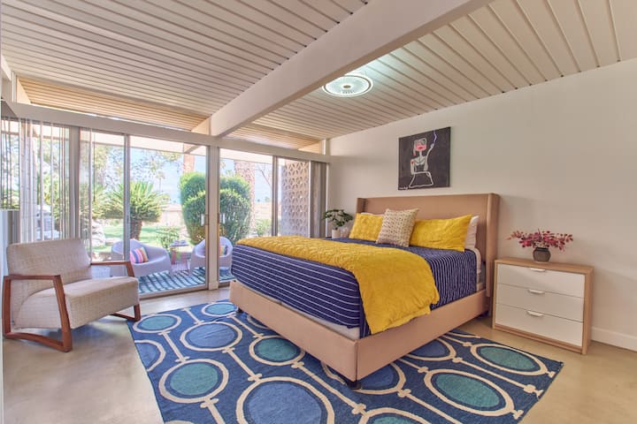 Comfortable, Colorful, Close To All 3 Bedroom. - Joshua Tree National Park