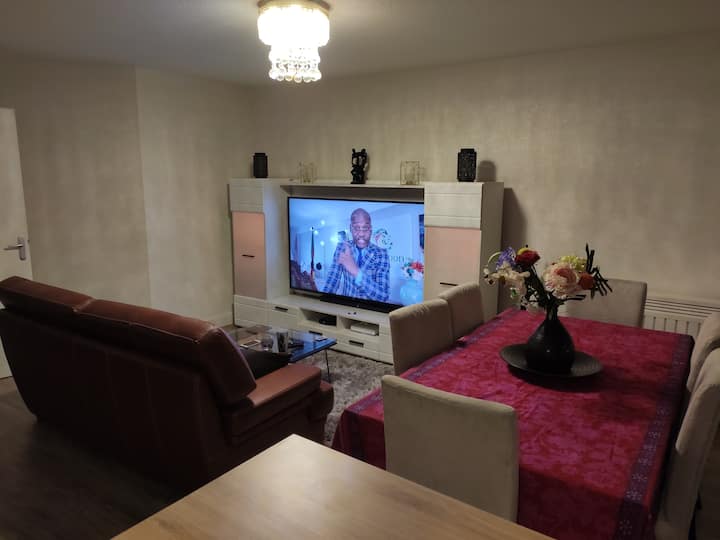 Appart Cosy Avec Parc Et Piscine - Mennecy