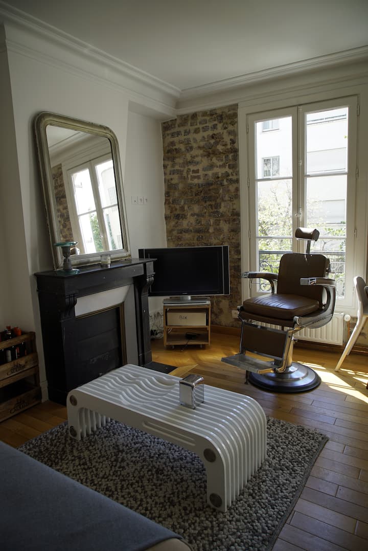 Charme De L'ancien, 2 Chambres 3 Pièces 60 M2 - Paris