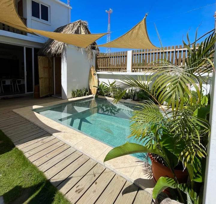 Las Arenas Beach House -