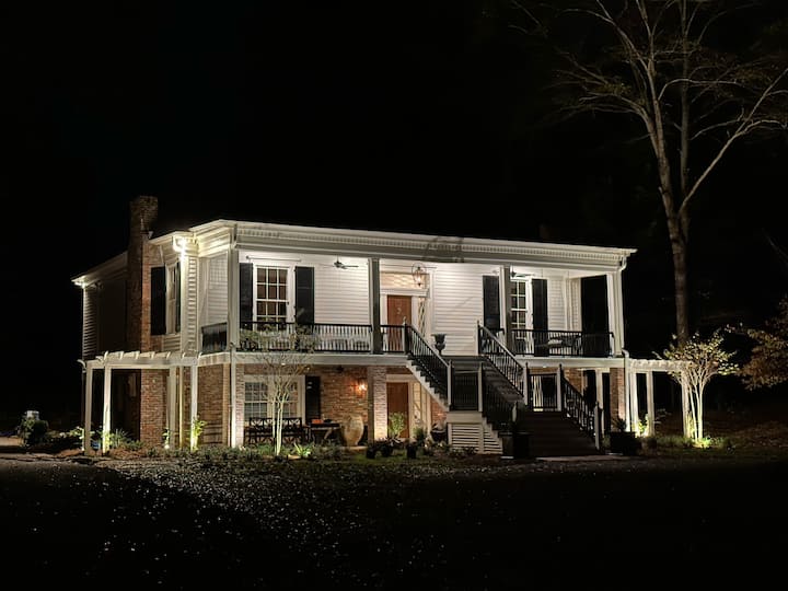 Ridge House, An Intimate Retreat - Columbus, MS