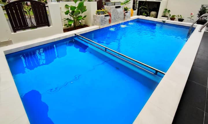 Rumamelaka Tu Villa 2storey Semid Pool [Muslim] - 말라카
