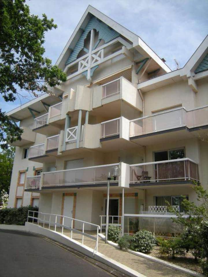 Appartement T2 Rénové Proche Centre - Piscine - Arcachón
