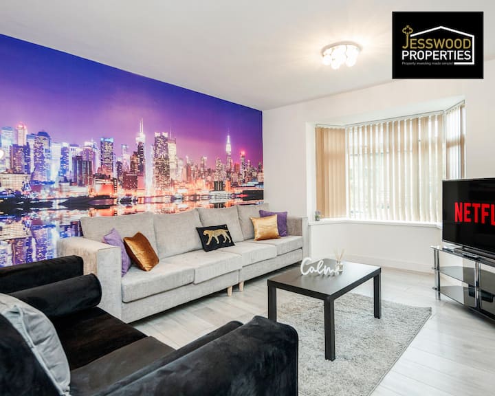 Contractors 6 Bed 3 Bath | Garden | Wifi | Parking - Luton