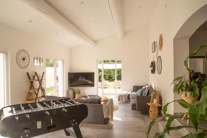 Maison Loutina, Villa 5-10 Min à Pied Du Centre - L'Isle-sur-la-Sorgue