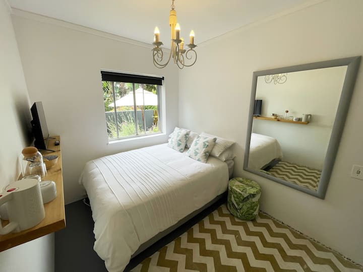 The Garden Room (Close To Town) - Plettenberg Bay