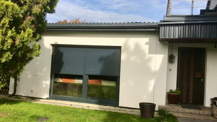 Bezauberndes Gästehaus Mit Terrasse - Nürnberg