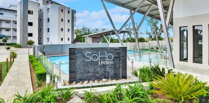 Lovely 2 Bedroom Apartment With Balcony - Lanseria