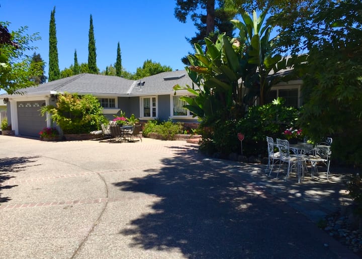 Beautiful And Spacious Silicon Valley Home - Palo Alto
