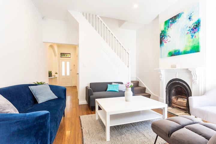 Entire 4 Bedroom Paddington Terrace - Allianz Stadium