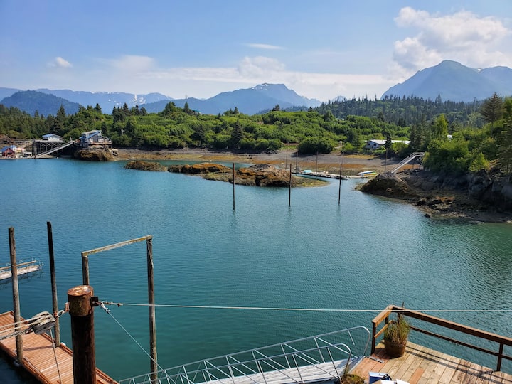 Home In Halibut Cove, Alaska - Halibut Cove, AK