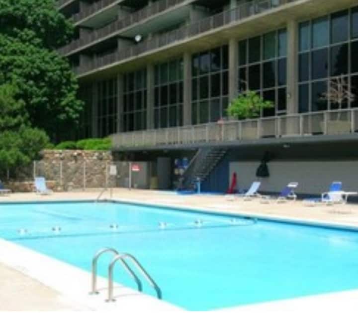 7 Best Hotels With Pool In Detroit, Michigan - Updated 2025 | Trip101