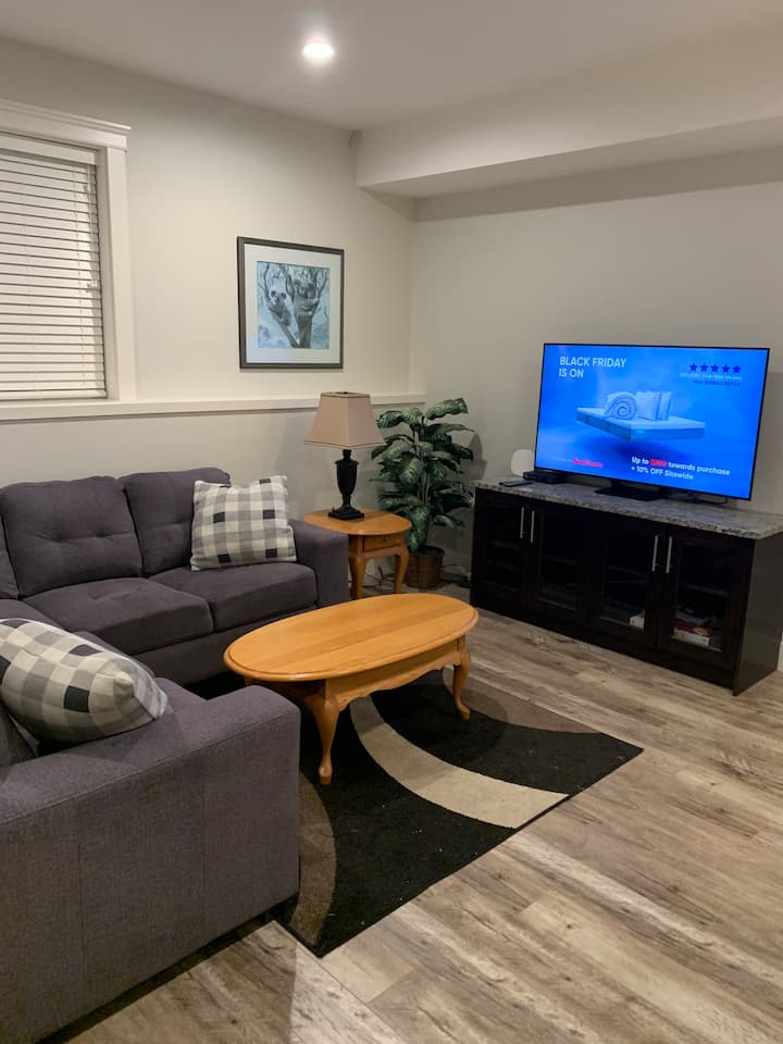 Zoe's Home Away From Home - Nanaimo