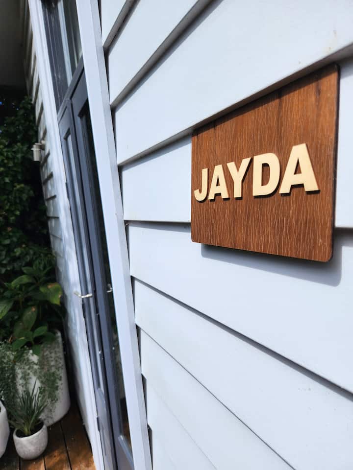 Jayda - Daylesford