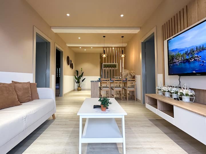 Lovely Brown Netflix 3-room Apartment - Brinchang