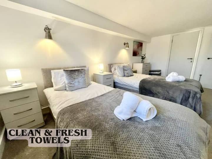 Fantastic 2 Bed Perfect For Stansted Airport - Aéroport de Londres Stansted (STN)