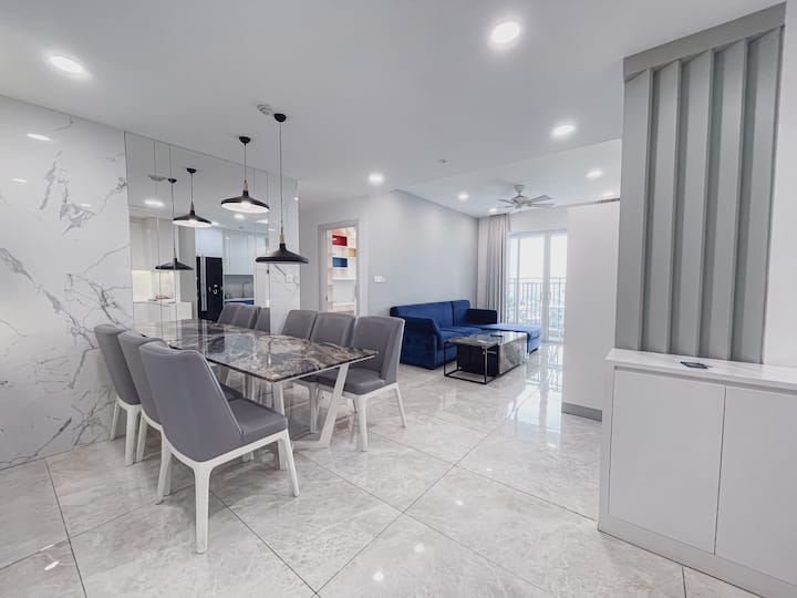 Sunrise City- 3 Bedroom-sunrise Cityview Apartment - Binh Hung