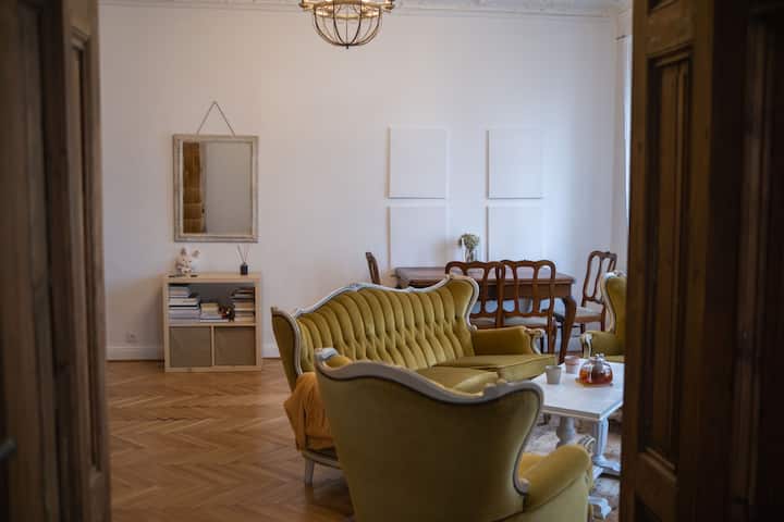 White Walls Apartment - Łódź