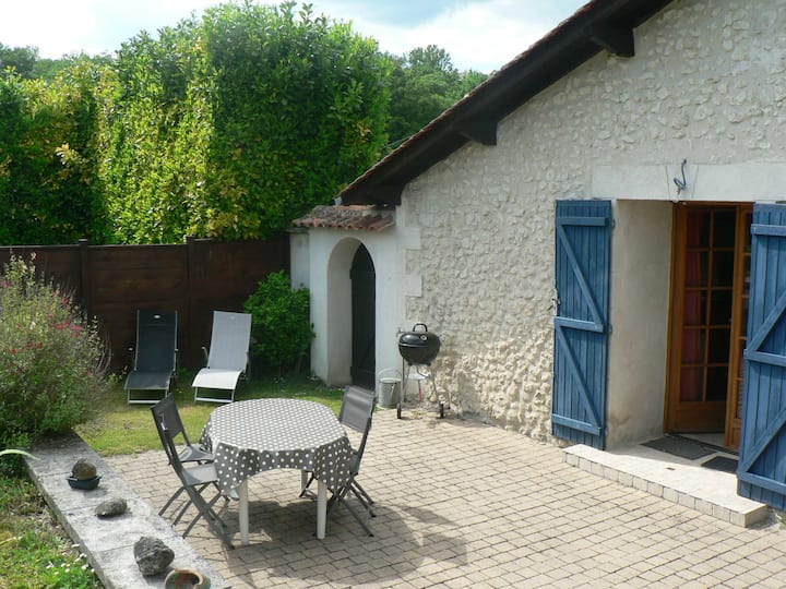 Maison à Louer à La Campagne - Aubeterre-sur-Dronne