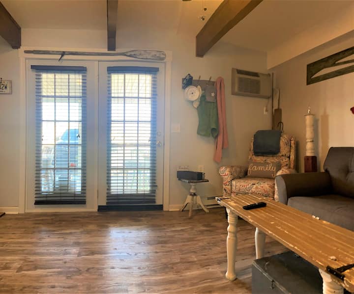 Best Value 2-bdrm Condo With Patio - Seaside Heights, NJ