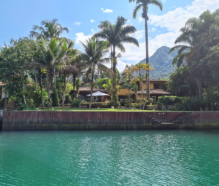 Belíssima Casa No Canal De Portogalo - Angra dos Reis