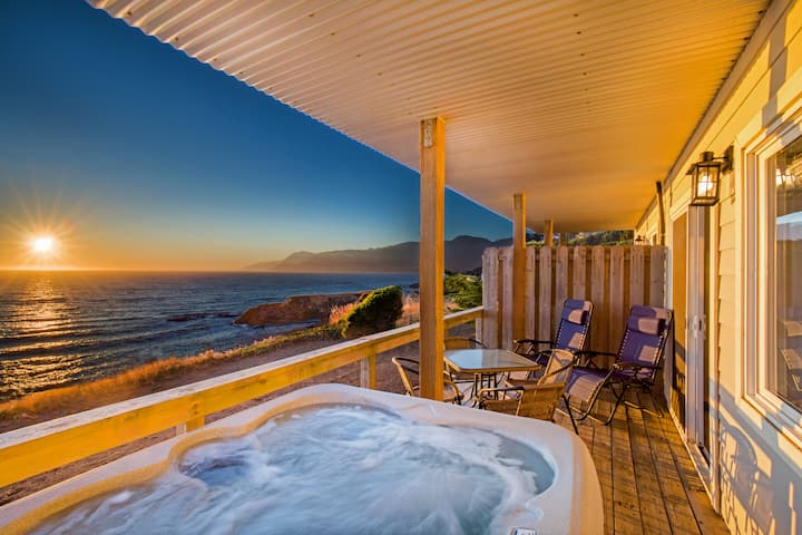 Stunning By Oceanviewhottubs Oceanfront - Shelter Cove, CA