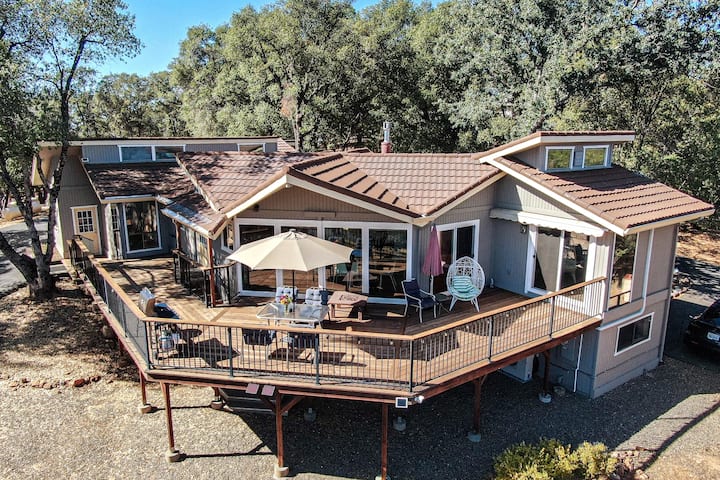 4bd/3ba Yosemite Home • Deck Sunrises + Views - Groveland, CA