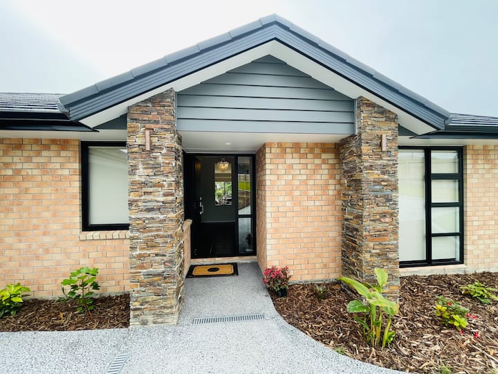 Cheerful Villa With Free Parking. - Tauranga