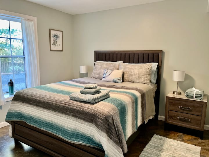 Self-contained Suite Near Iad (Separate Entrance) - Herndon, VA