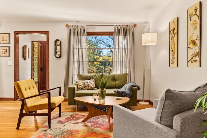 Willow Wood Cottage - Portland, OR