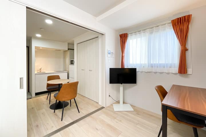 Built In 2022 / Designer's Tasuki Akebonobashi 401 - Shinjuku