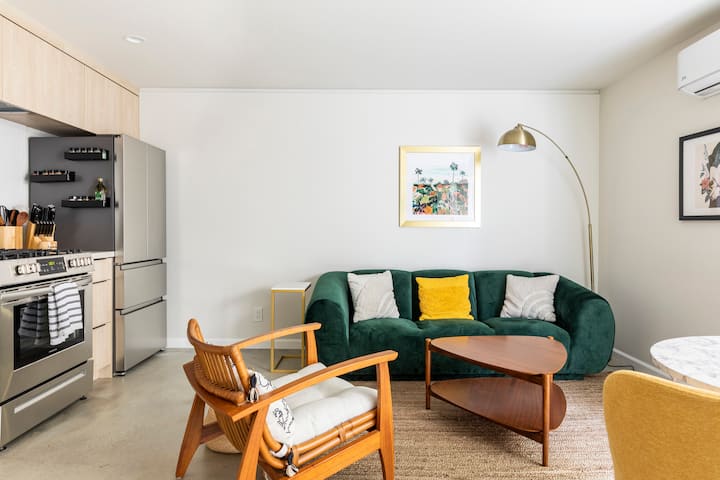 Newly Renovated Modern Boho Chic W/patio. - Los Angeles, CA