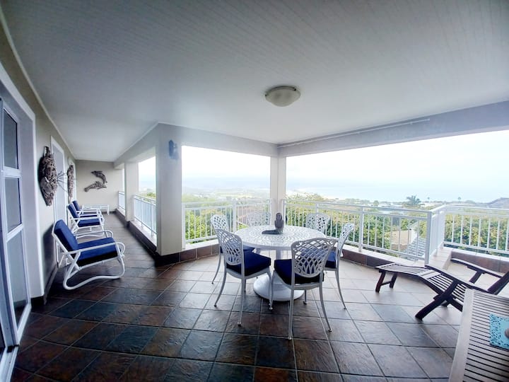 3-bedroom Villa With Stunning Views Of The Bay - Plettenberg Bay
