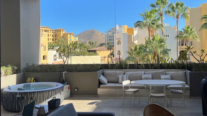 Private Modern Condo W/jacuzzi By Medano Beach! - Cabo San Lucas