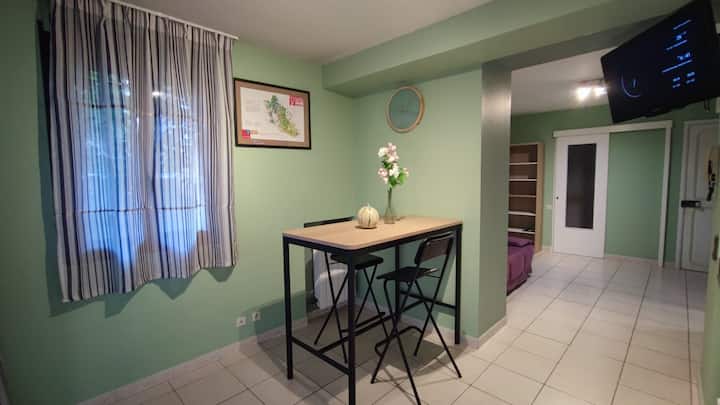 Studio Avec Piscine Au Calme, Ombragé, Centre - Festival d'Avignon