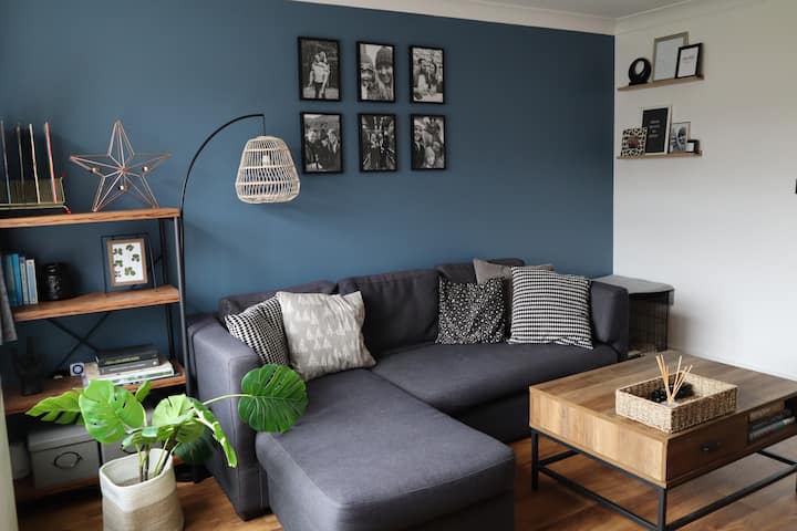 Home In Deanshanger - Close To Silverstone - 米爾頓凱恩斯