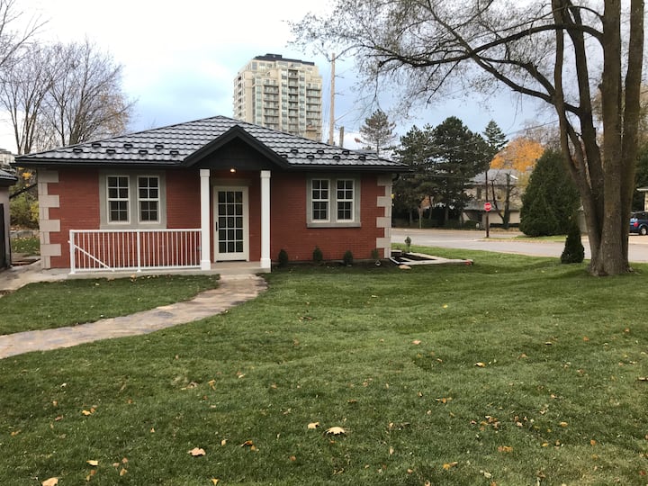 Three Bedroom Home Downtown Guelph - Guelph