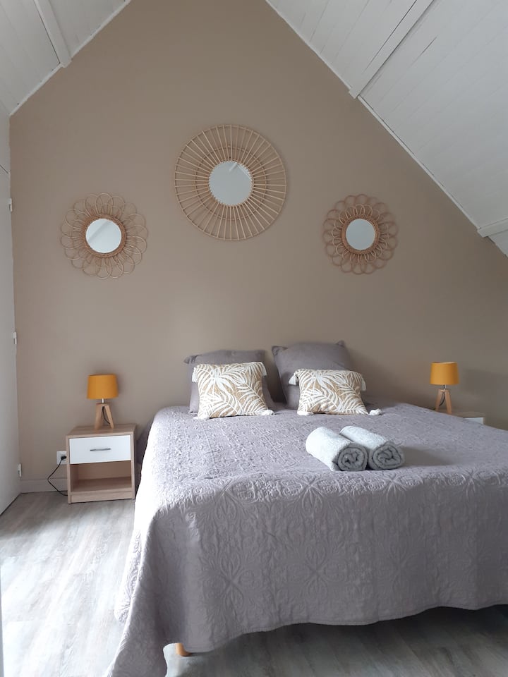 Agréable Chambre Privée Avec Piscine - Le Mans