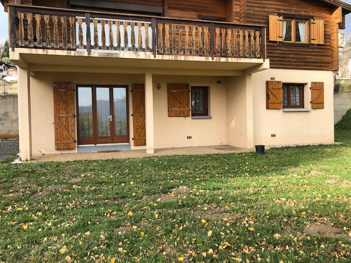 Appartement Au Rdc D'un Chalet Et Jardin & Parking - Pyrenees