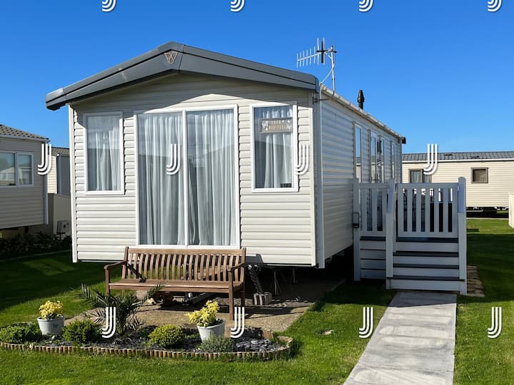 Lovely 3 Bedroom Caravan @ Sealbay Resorts Selsey - Selsey