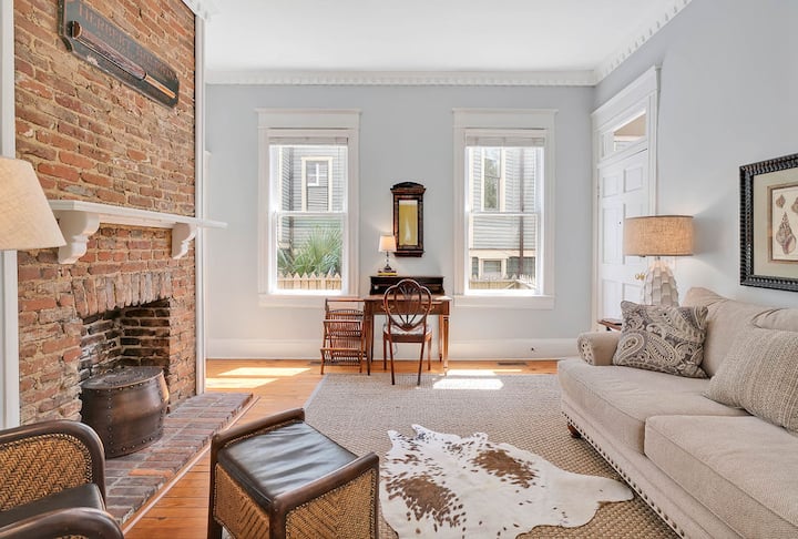 Charming Historic Duplex In The Heart Of Downtown! - Wilmington, NC