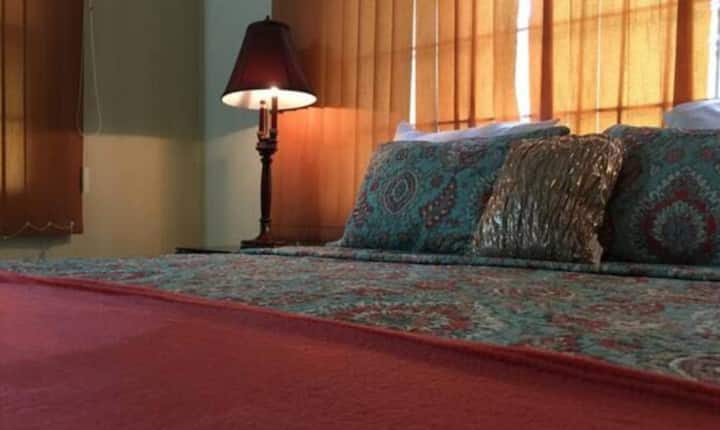 Joy's Hideaway- 2b/2ba In The Heart Of Kingston - Kingston, Jamaica