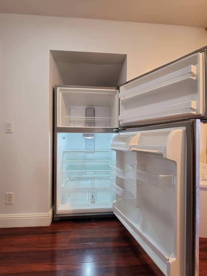 Serene: #S0-spacious | Private Bath | Queen Bed - Santa Clara, CA