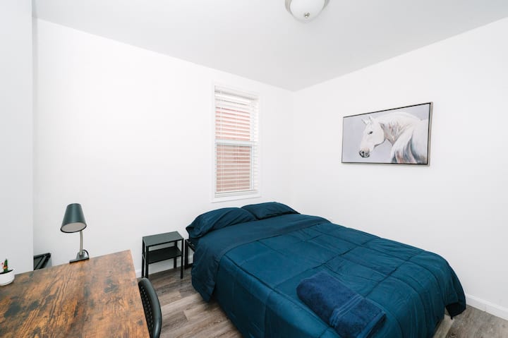 Private Suite | Student & Medical Professionals R6 - Pittsburgh, PA