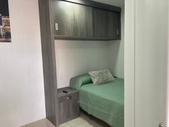 Garden Studio Near Obregón Commercial Area - 瓜達拉哈拉