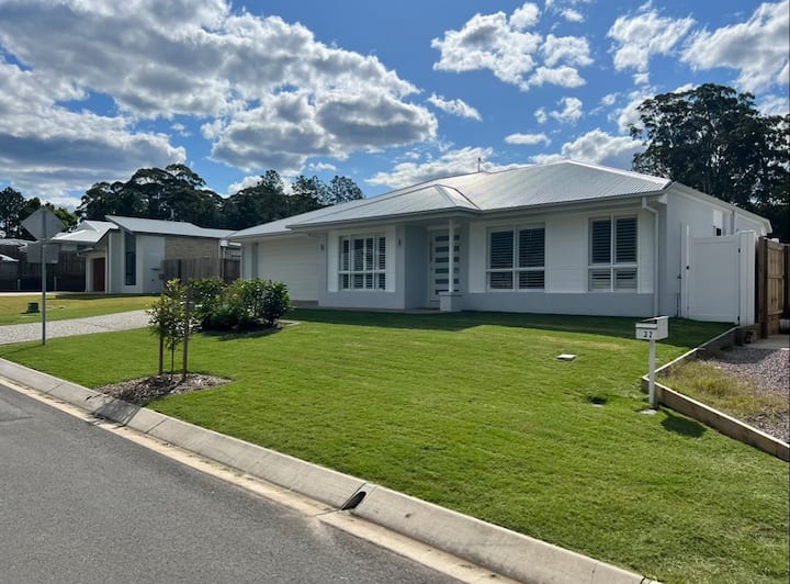 Guest Suite With Private Entrance With Pool - Nambour