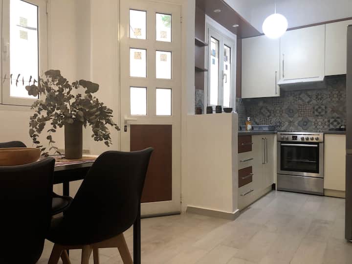 Cozy Flat In The Heart Of Athens - Athens
