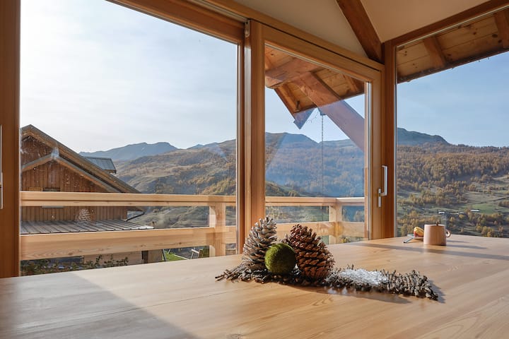 Superbe Chalet Rénové Avec Vue Exceptionnelle . - Vars