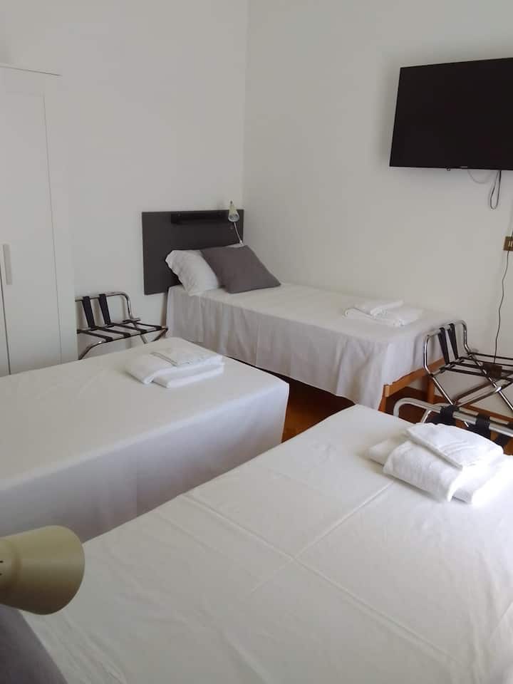 Family Suite 2 Bedrooms, 1st Floor No Lift - Bari